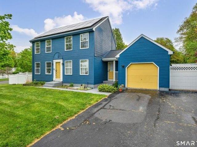 3 bedroom, Manchester CT 06042 104236802