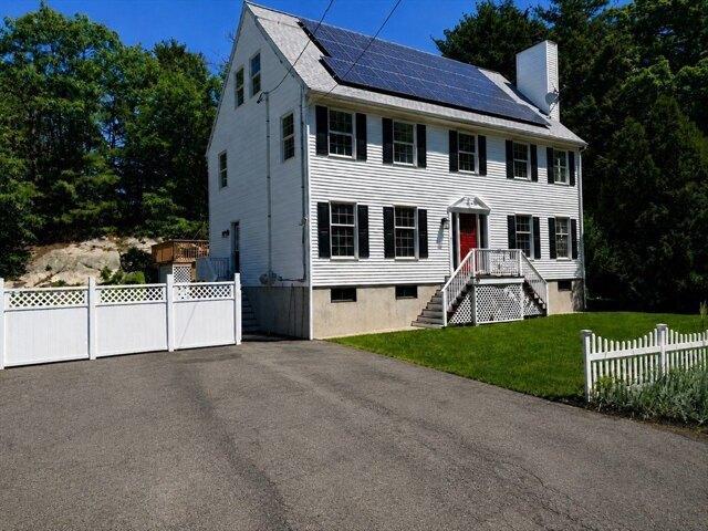 3 bedroom, Manchester MA 01944 105082369
