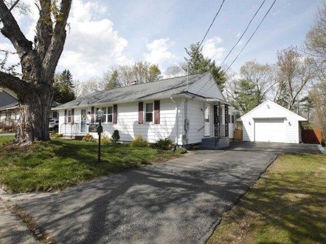 3 bedroom, Manchester NH 03102 102446205