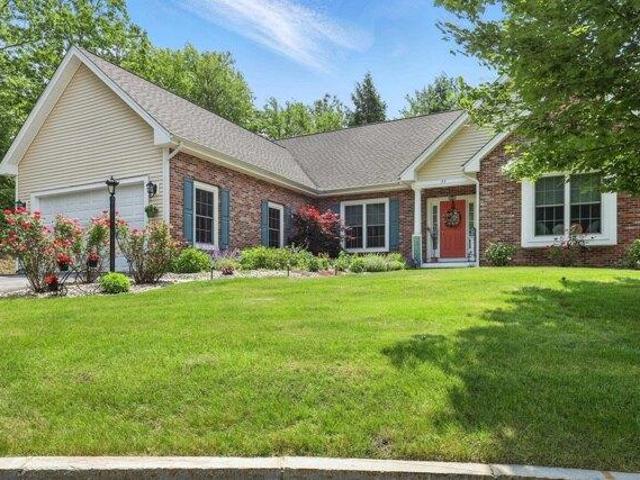 3 bedroom, Manchester NH 03102 LS102725954