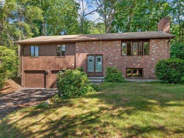 3 bedroom, Manchester NH 03104 104899984
