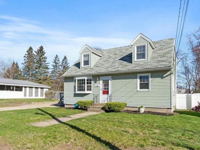 3 bedroom, Manchester NH 03109 102447874