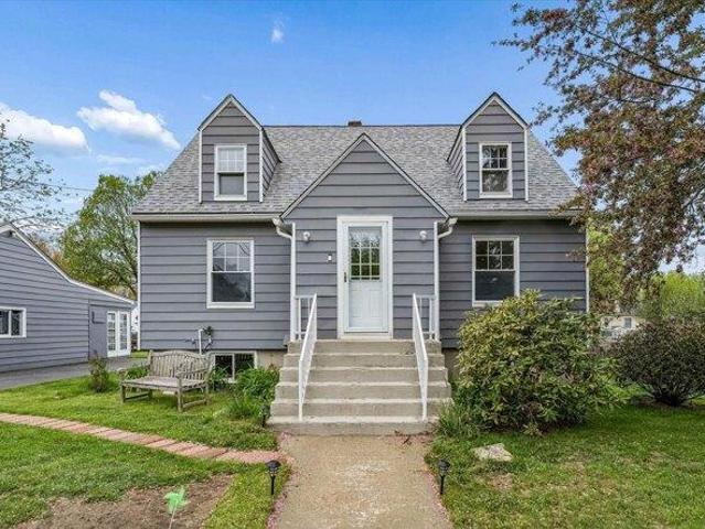 3 bedroom, Manchester NH 03109 102959077