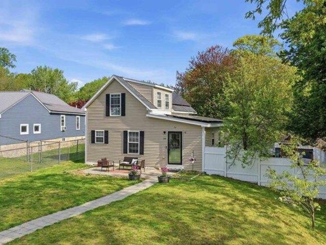 3 bedroom, Manchester NH 03109 103247257