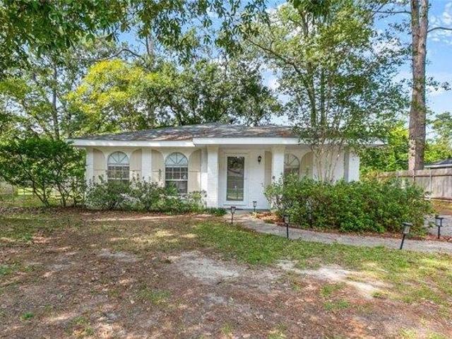 3 bedroom, Mandeville LA 70471 88323733