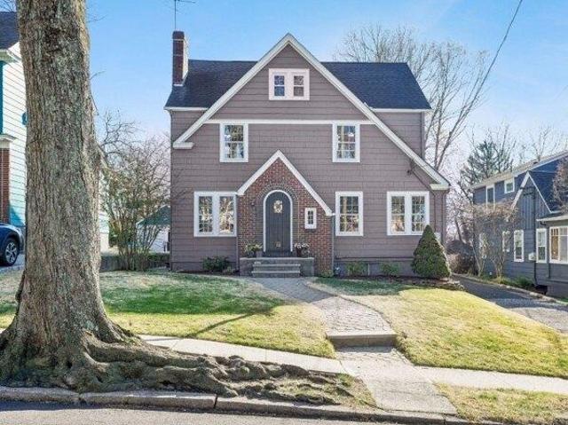 3 bedroom, Maplewood NJ 07040 LS103124790