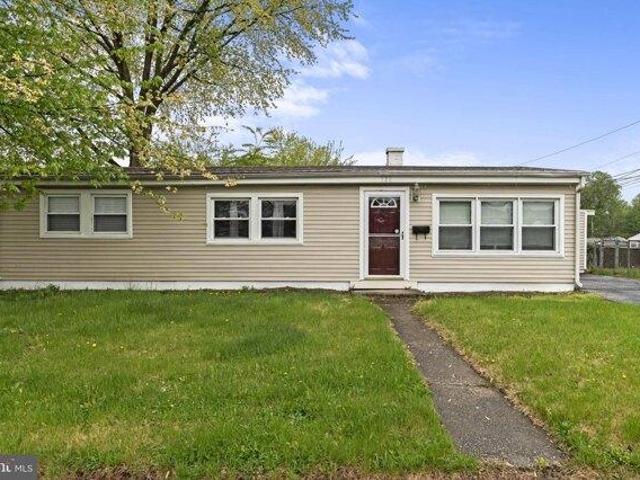 3 bedroom, Maple Shade NJ 08052 102214793