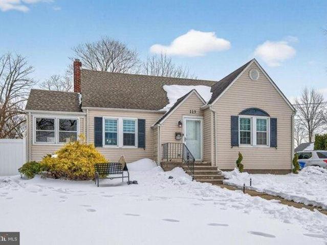 3 bedroom, Maple Shade NJ 08052 LS102211652