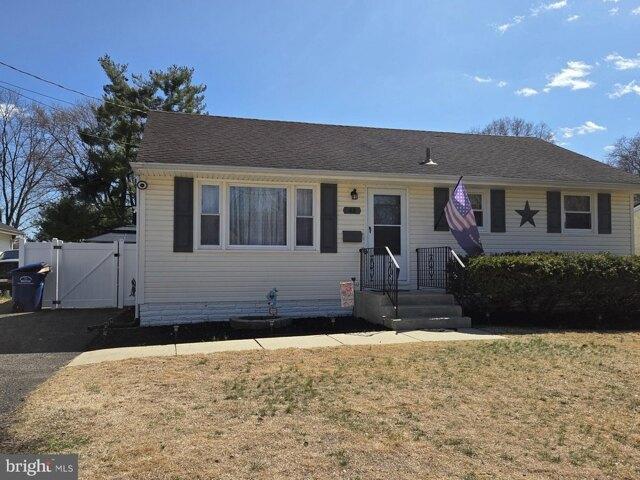3 bedroom, Maple Shade NJ 08052 LS102211747