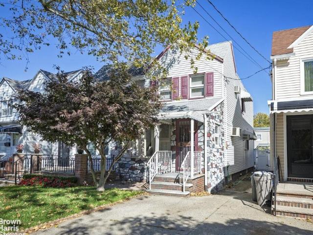 3 bedroom, Marine Park NY LS102243456
