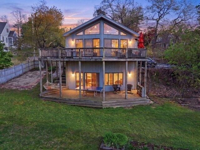 3 bedroom, Marshfield MA 02050 LS102826877