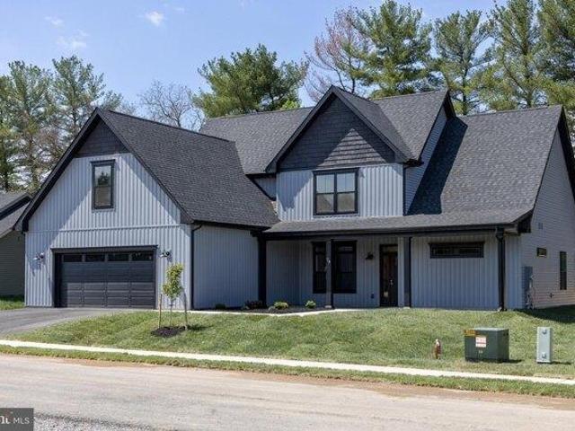 3 bedroom, Martinsburg WV 25404 103600920