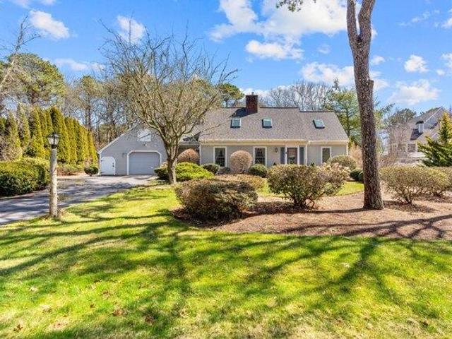 3 bedroom, Mashpee MA 02649 102121447