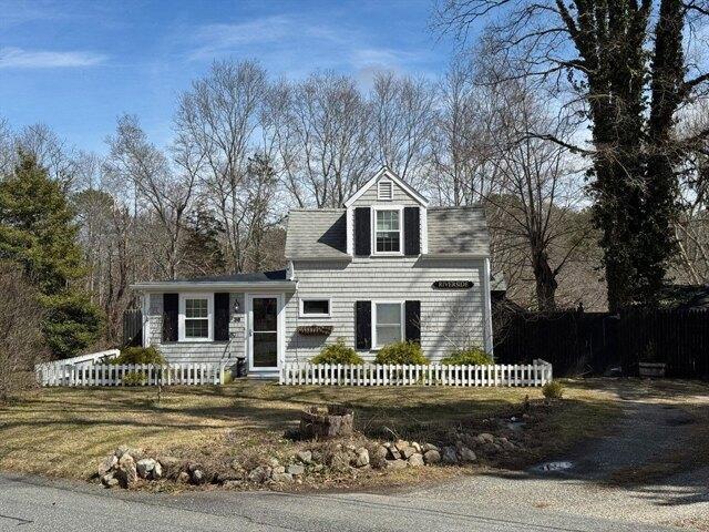 3 bedroom, Mashpee MA 02649 102370650