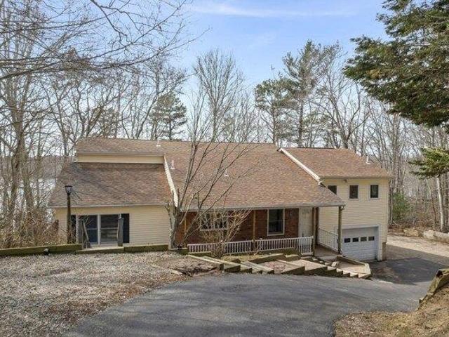 3 bedroom, Mashpee MA 02649 102370805