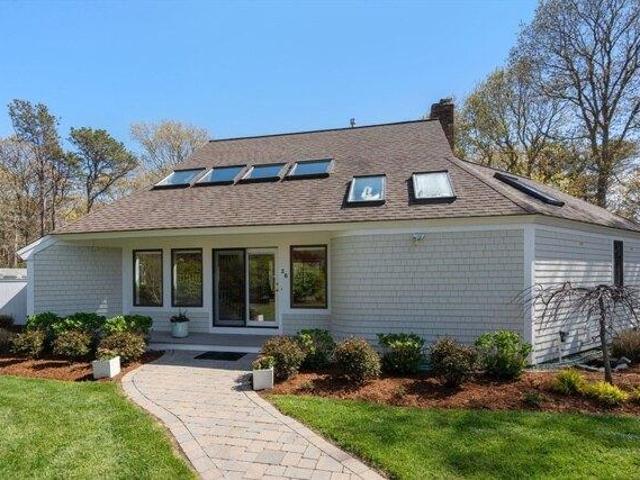 3 bedroom, Mashpee MA 02649 104570421