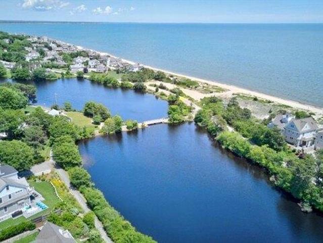 3 bedroom, Mashpee MA 02649 104010141