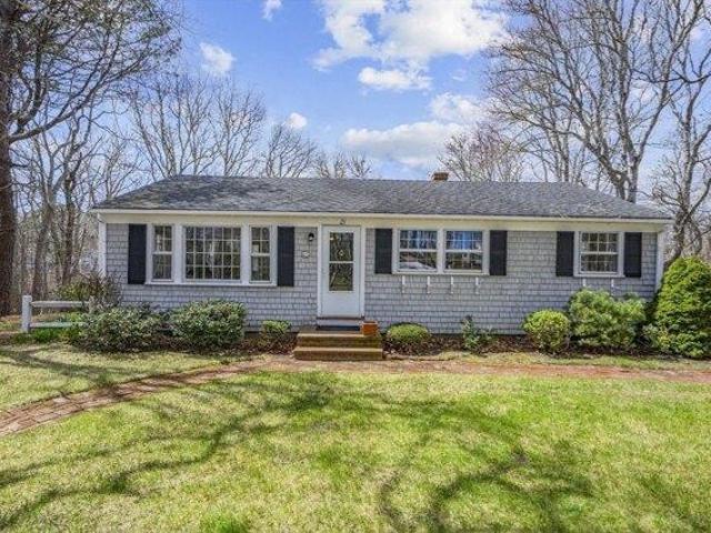 3 bedroom, Mashpee MA 02649 104299675