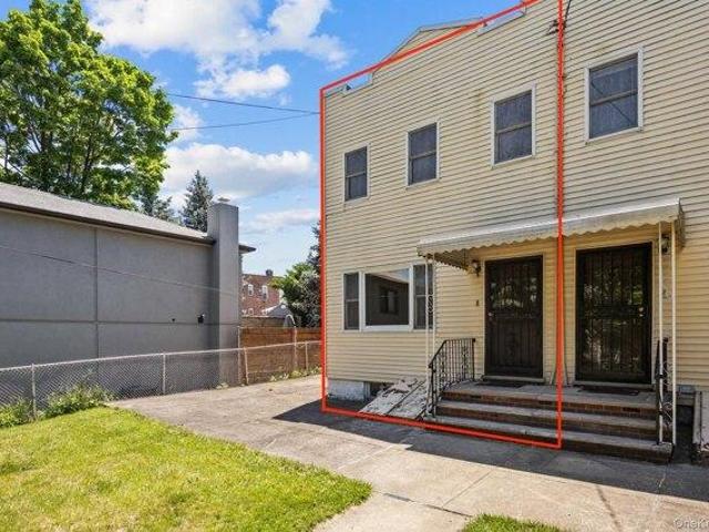 3 bedroom, Maspeth NY 11378 103603897