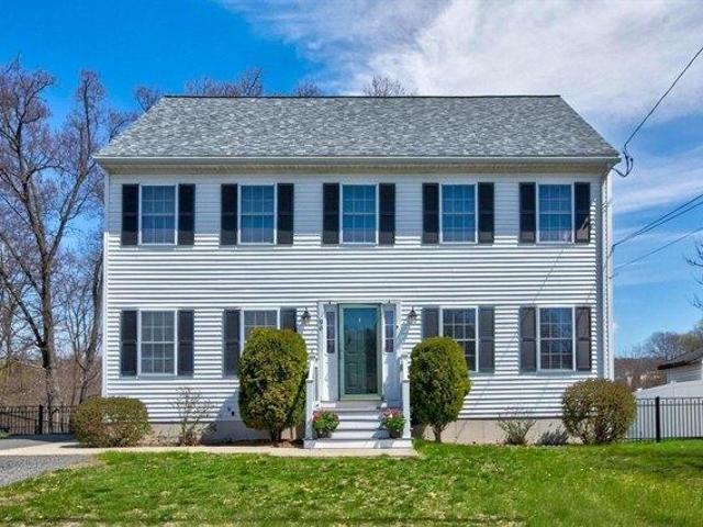 3 bedroom, Methuen MA 01844 102824056