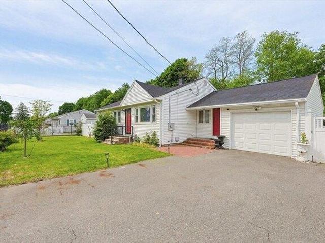 3 bedroom, Methuen MA 01844 102860319
