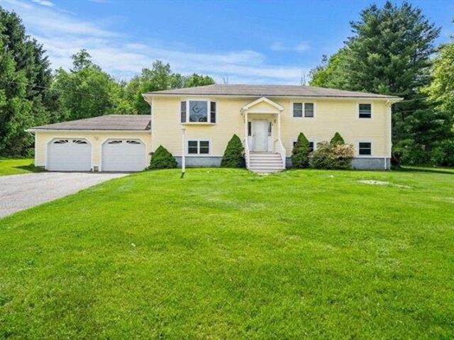 3 bedroom, Methuen MA 01844 102961725