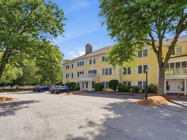 3 bedroom, Methuen MA 01844 104479052