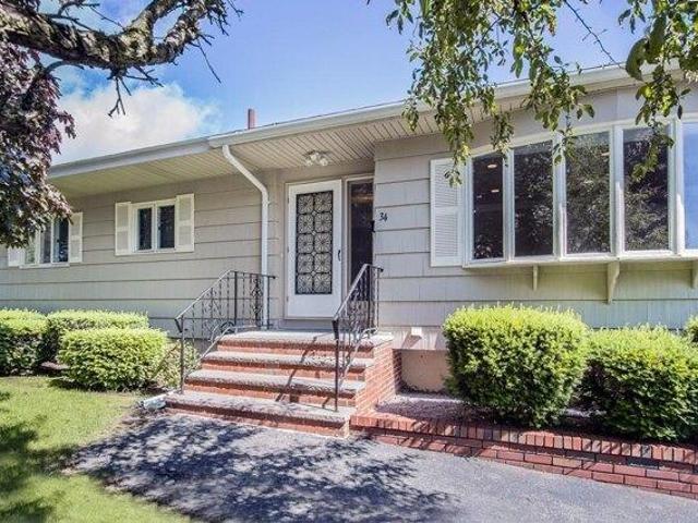 3 bedroom, Methuen MA 01844 104514588