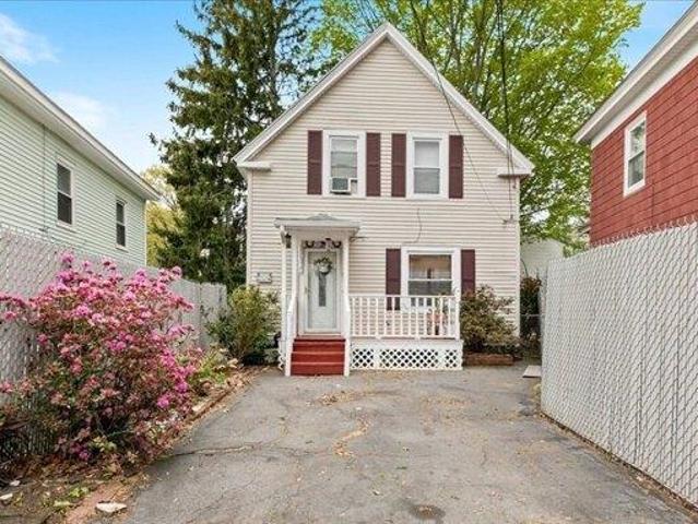 3 bedroom, Methuen MA 01844 104852553