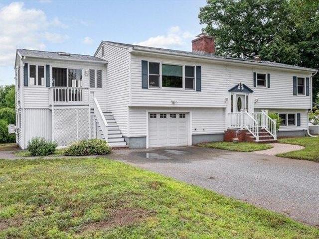 3 bedroom, Methuen MA 01844 105061545