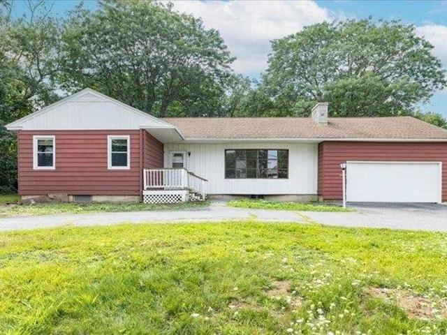 3 bedroom, Methuen MA 01844 105232989
