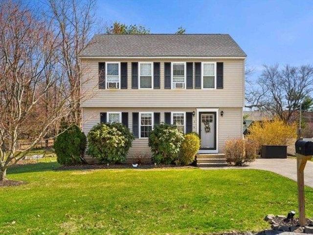 3 bedroom, Methuen MA 01844 LS102372554