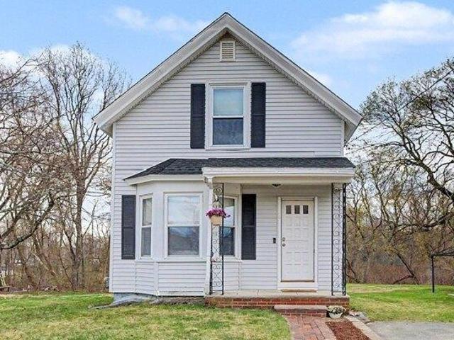 3 bedroom, Methuen MA 01844 LS102594457