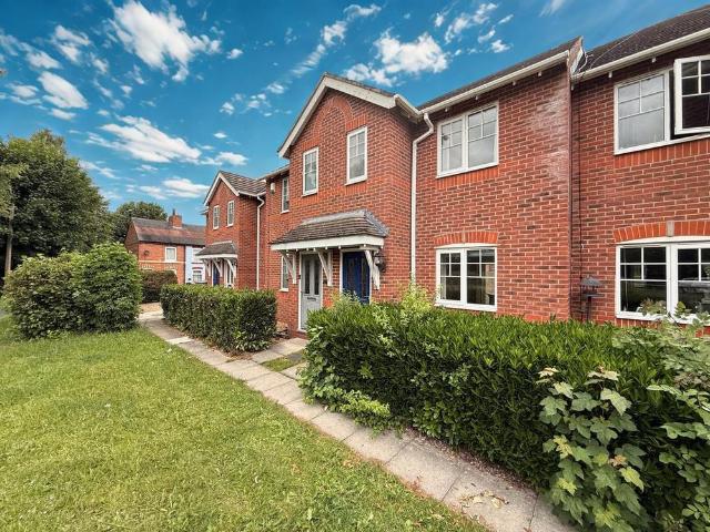 3 bedroom mews to rent