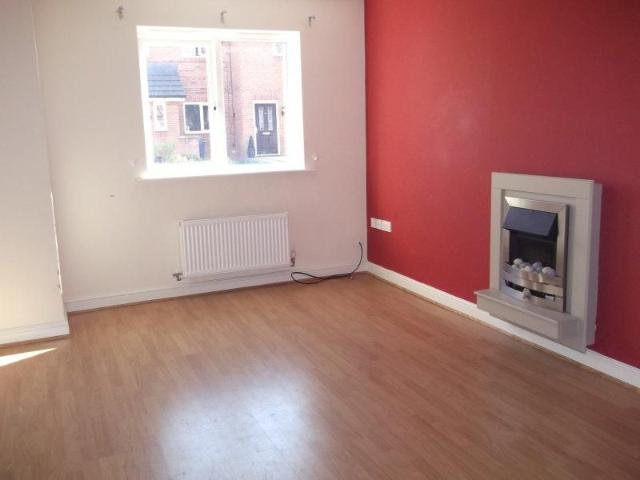 3 bedroom mews to rent