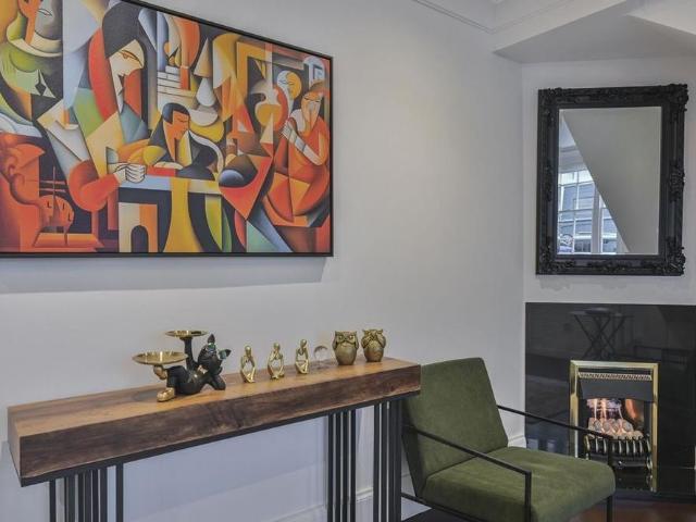 3 bedroom mews to rent