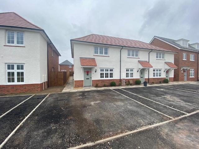 3 bedroom mews to rent