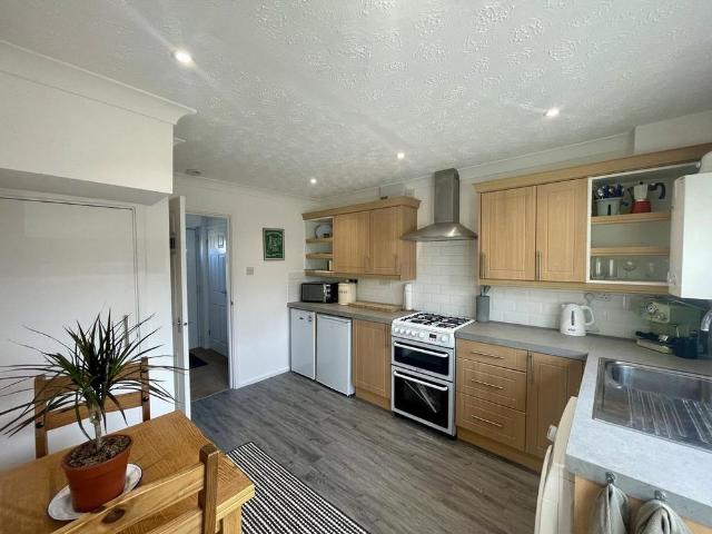 3 bedroom mews to rent