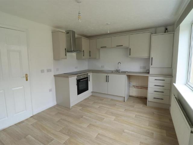 3 bedroom mews to rent