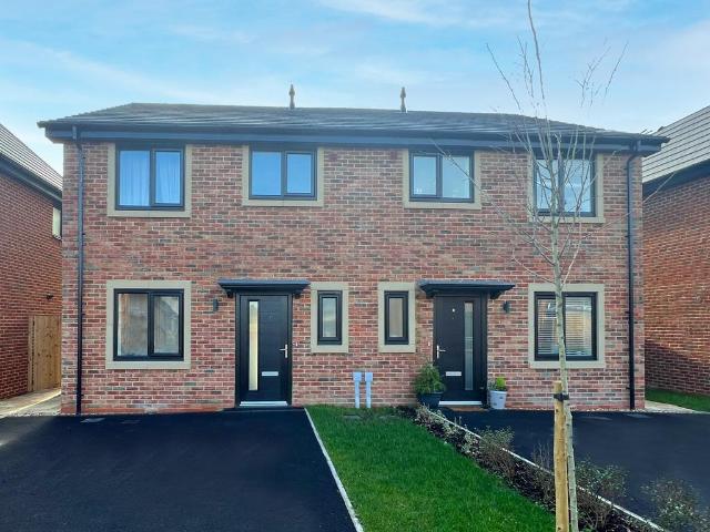 3 bedroom mews for sale