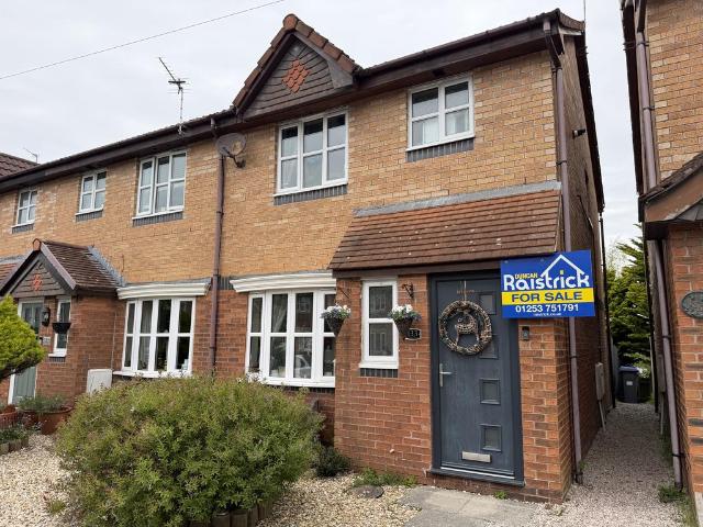 3 bedroom mews for sale