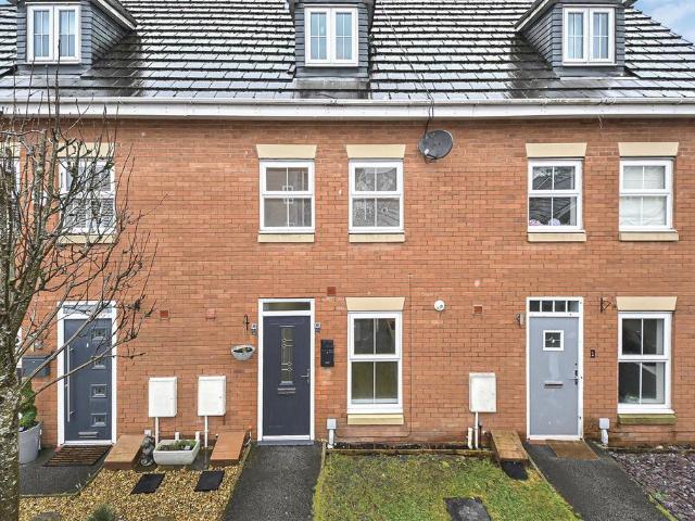 3 bedroom mews for sale