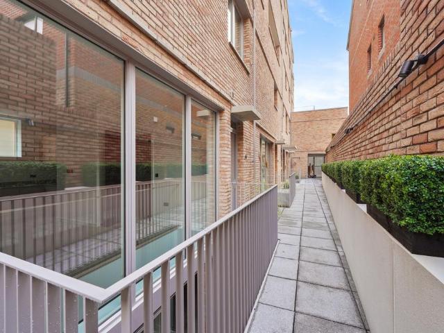 3 bedroom mews for sale