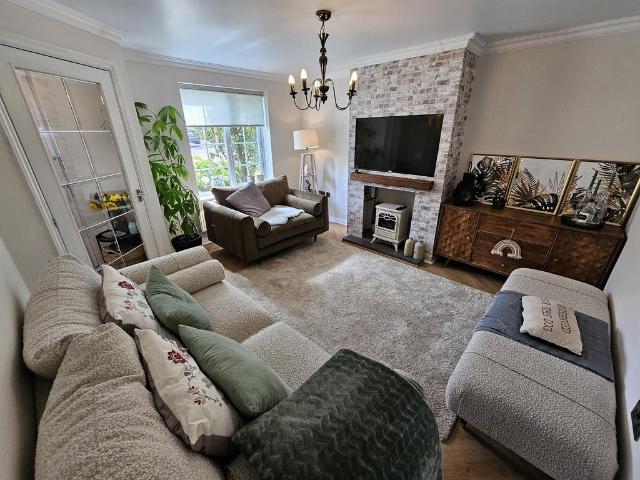 3 bedroom mews for sale