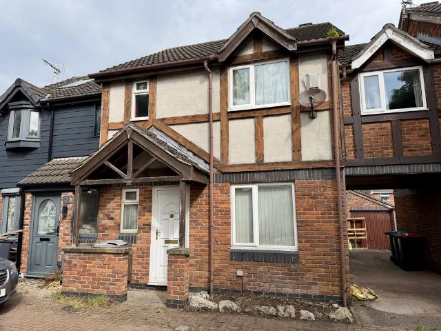 3 bedroom mews for sale