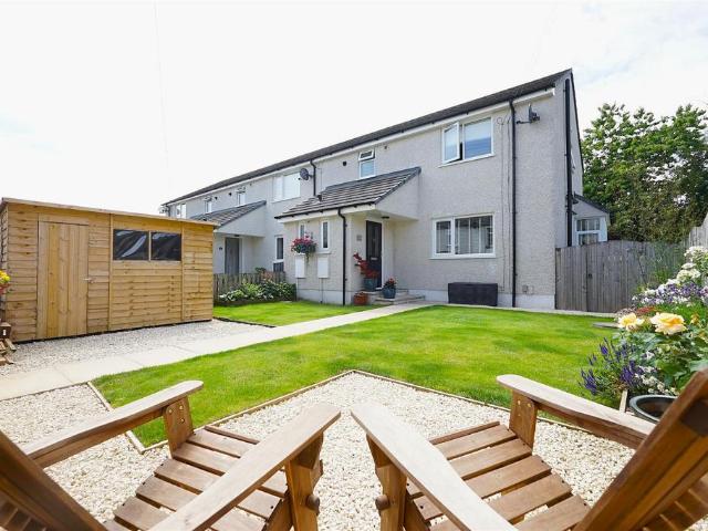 3 bedroom mews for sale