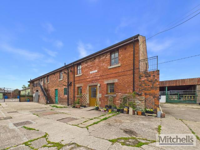 3 bedroom mews for sale