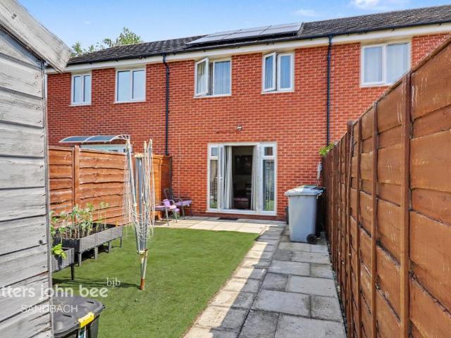 3 bedroom mews for sale