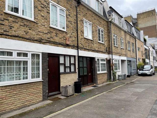 3 Bedroom Mews House