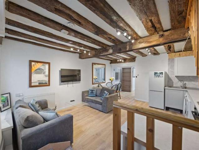 3 Bedroom Mews House
